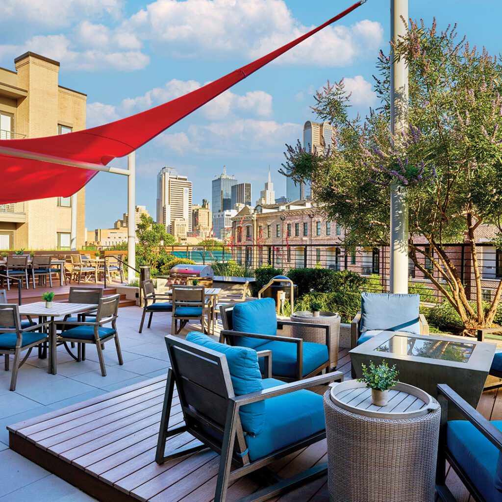 Loft Apartments at Dallas Farmers Market | Harvest Lofts & Taylor Lofts